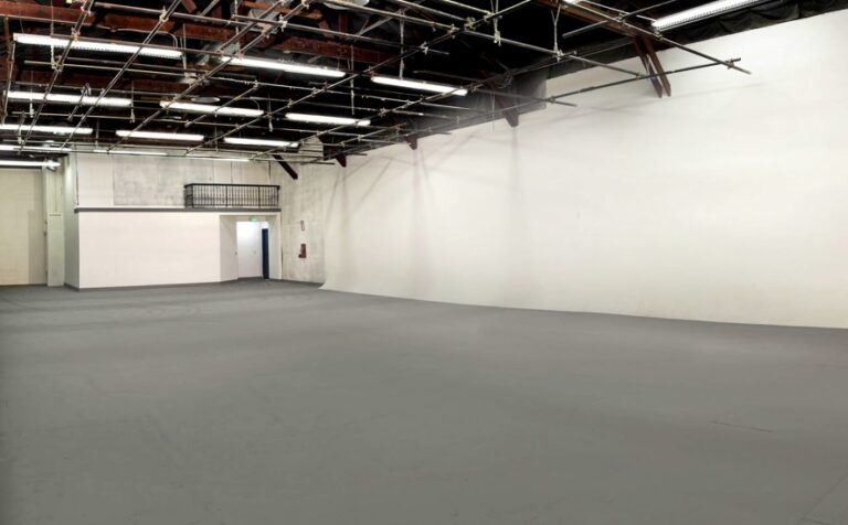 Hollywood - Raleigh Studios